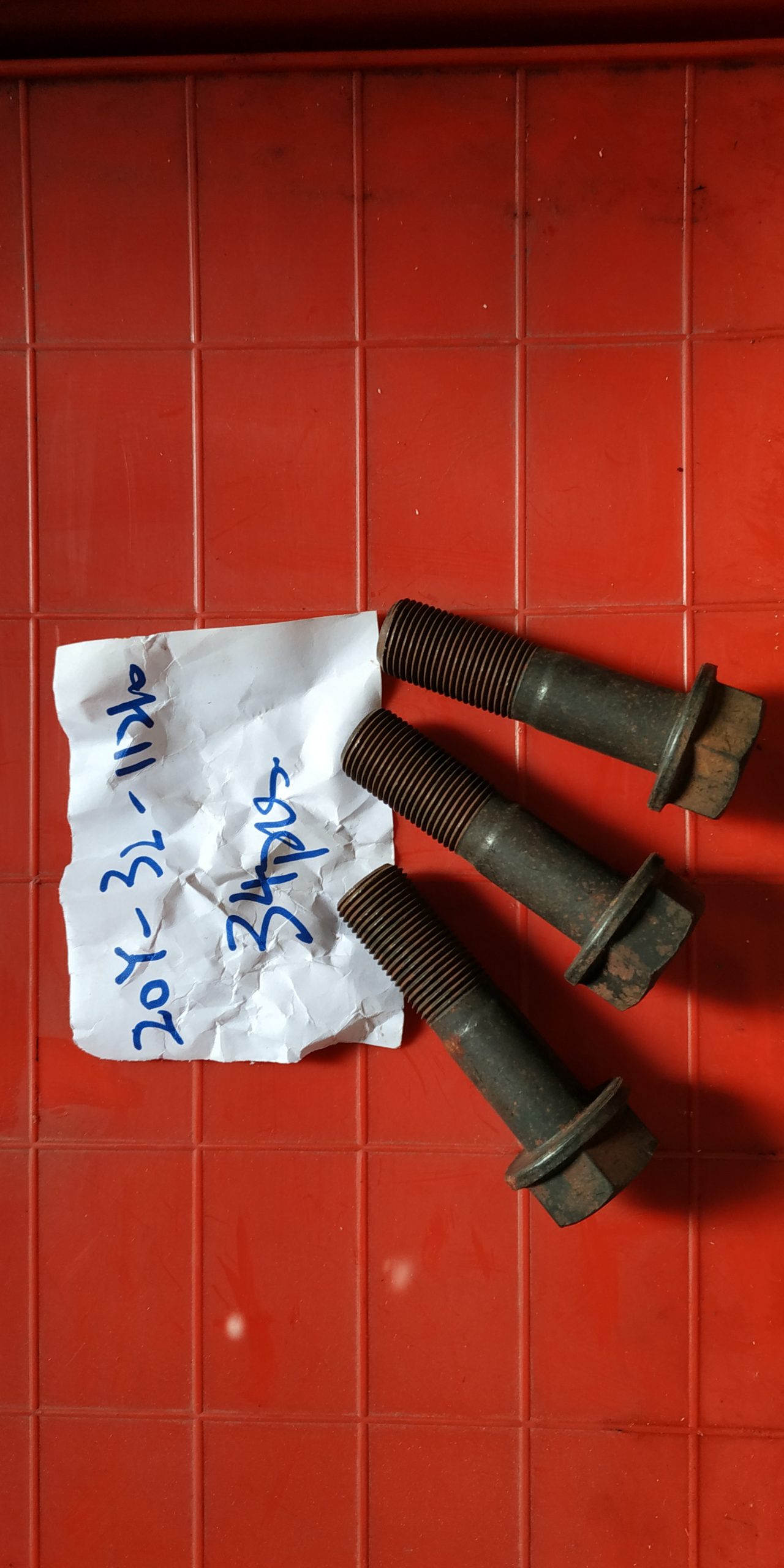 Komatsu SHOE BOLT | | AP Rentals